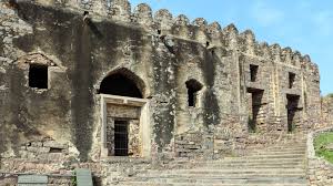 Explore Telangana's Historic Forts: Bhongir, Golconda & More